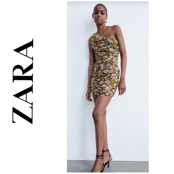 Zara | Dresses | Zara Ruched One Shoulder Floral Bodycon Mini Blogger ...